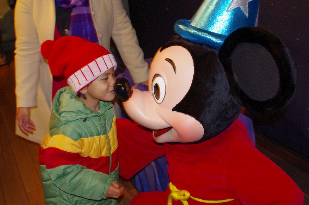 ディズニーキャラクターに会えるパーク内の場所や裏技20選 - JPTRP.COM